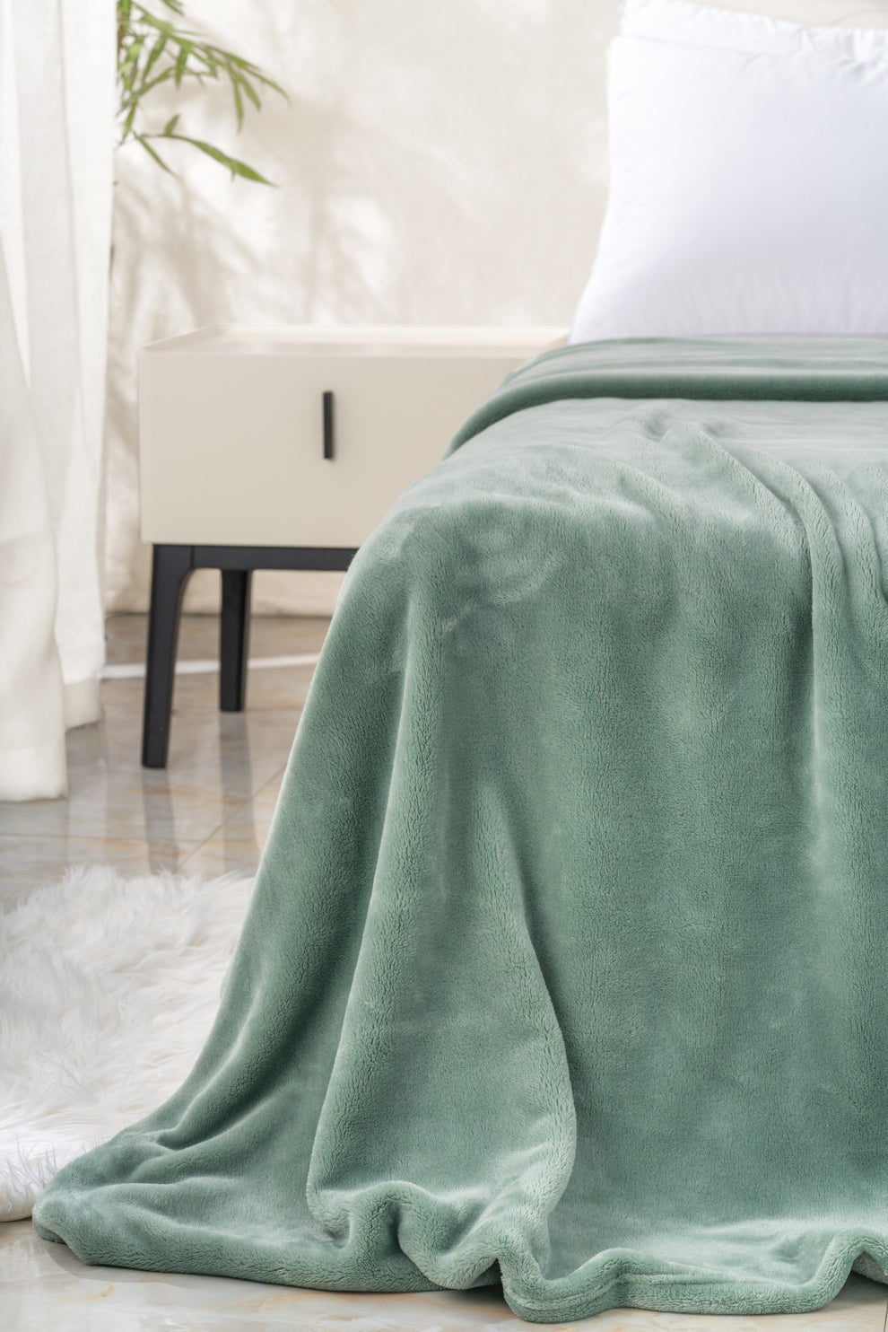 Mellowdy | Plush Flannel Blanket
